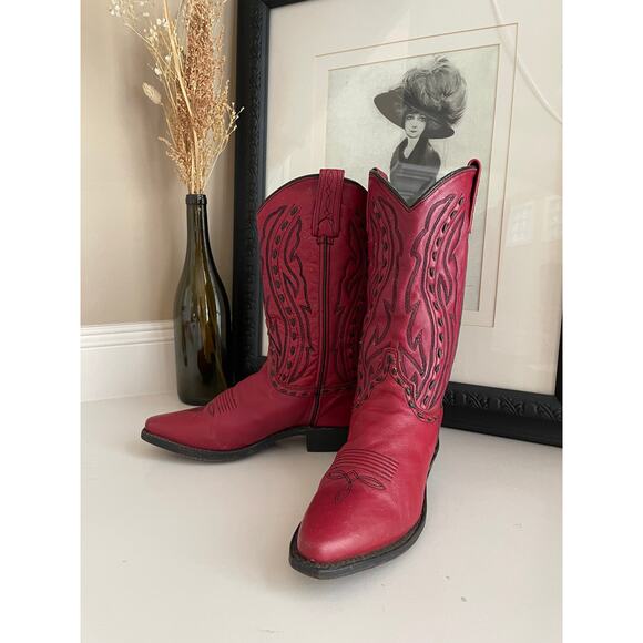 Tecovas | Shoes | Vintage Red And Black Cowboy Boots Size 75 Snip Toe ...